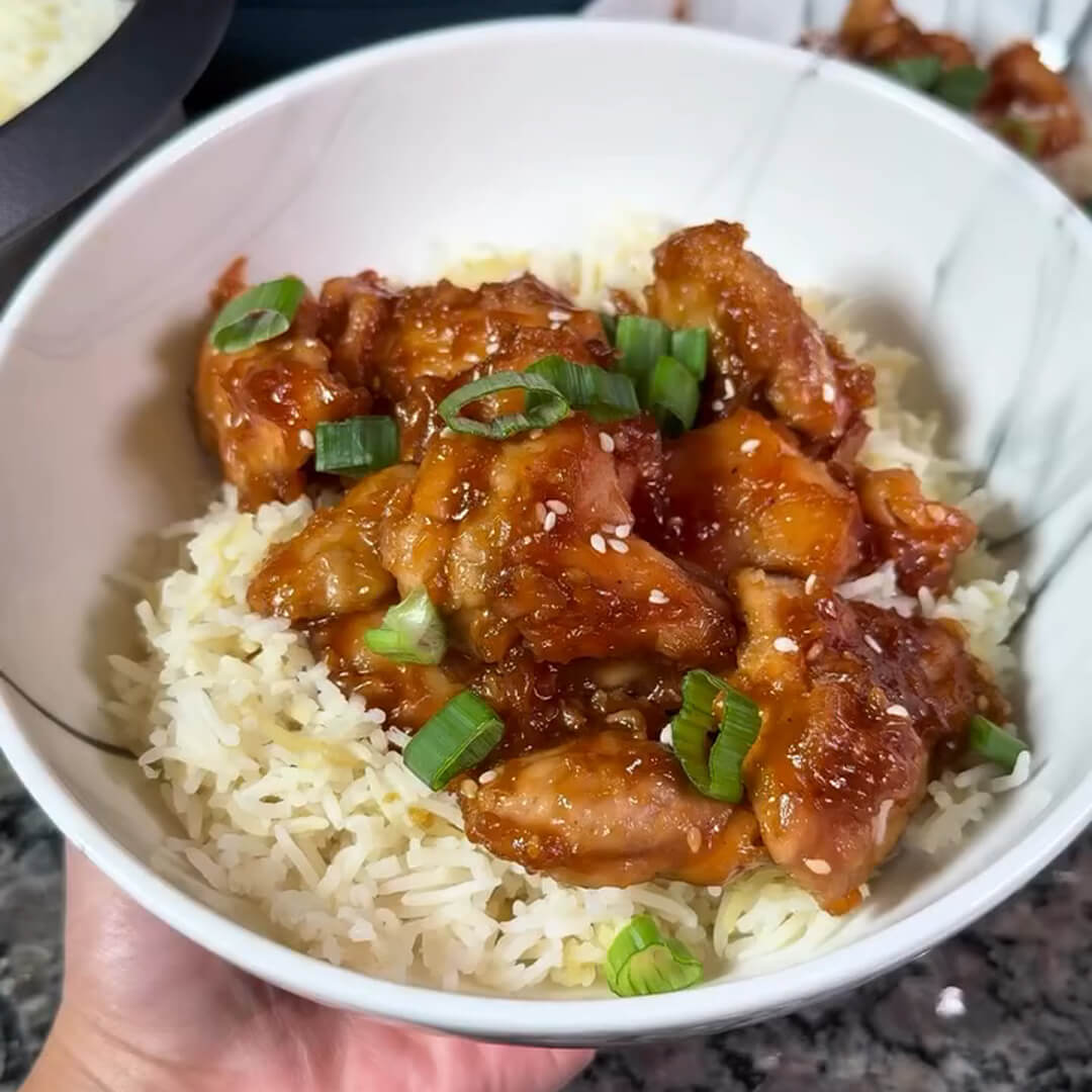 Easy Honey Garlic Chicken Recipe | Crispy & Saucy | Nutrafarms Inc.